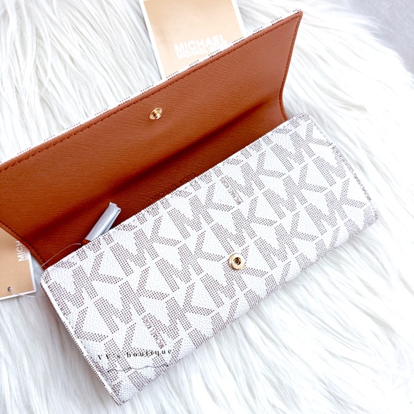 MICHAEL Michael Kors | Bags | Nwt Michael Kors Fulton Flap Continental ...